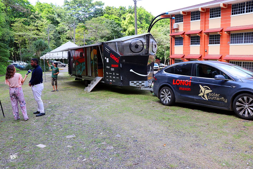 La UTP recibe la visita de la Mariposa Solar | UTP Sostenible